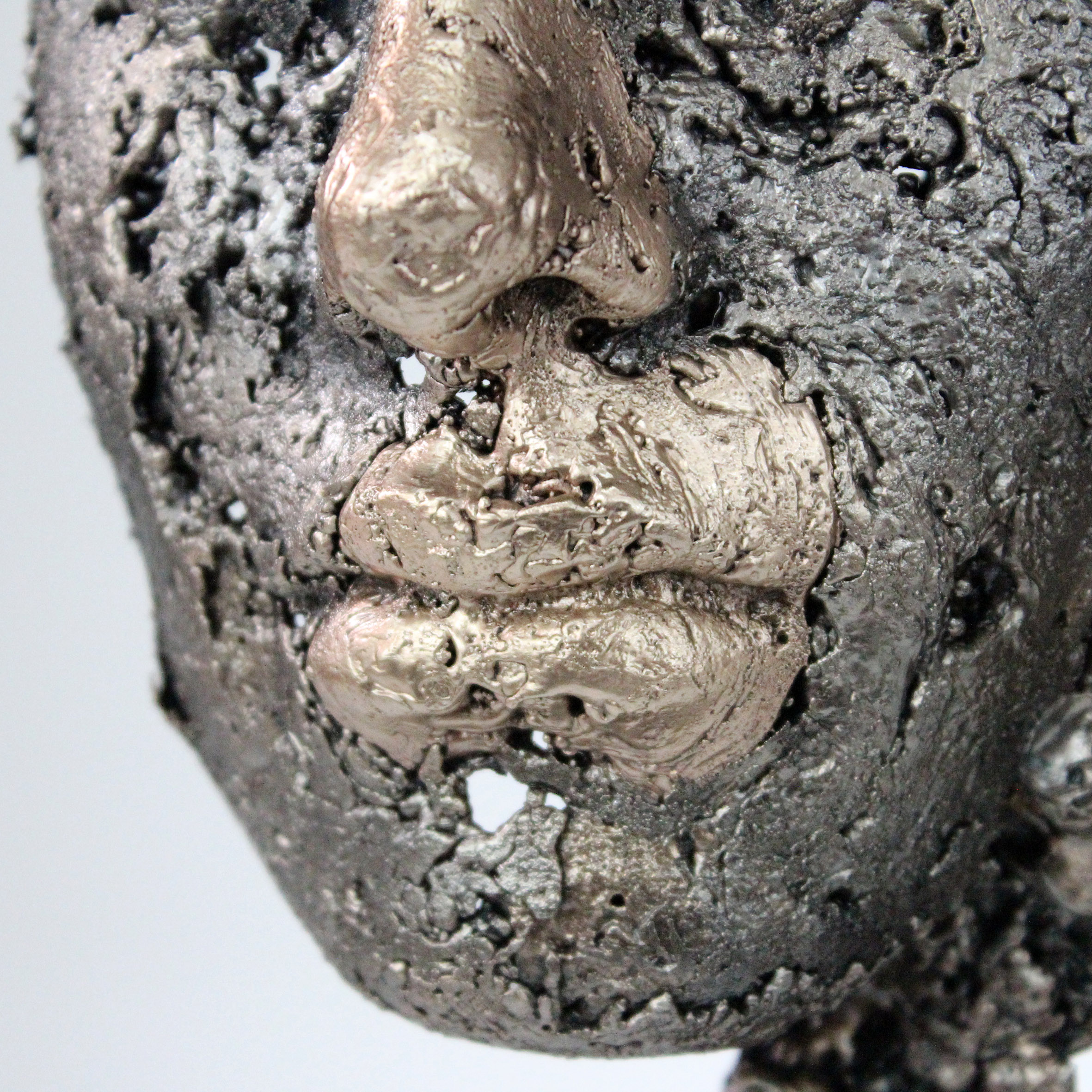 Une larme 48-21 – Sculpture visage metal bronze acier – Face metal ...